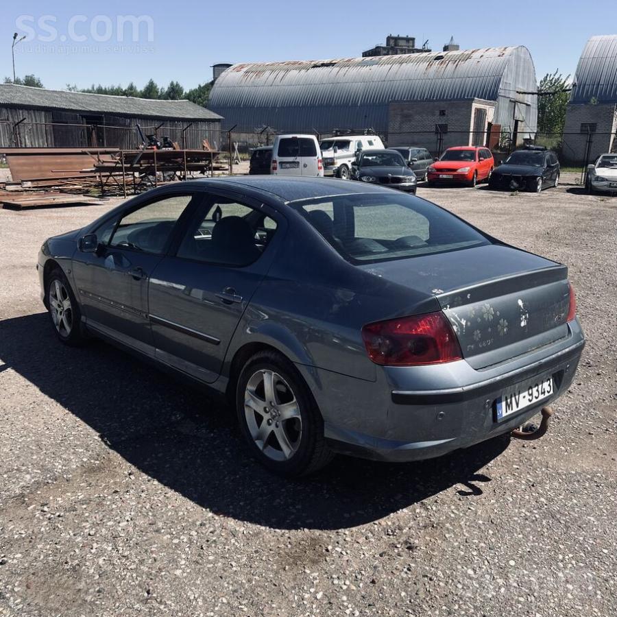 Grey Peugeot 407 2003 in Valmiera, with an engine capacity of 2.20 L and mileage of 0 thousand km for 5150 €, photo 11 on AUTOMOTO.COM.LV