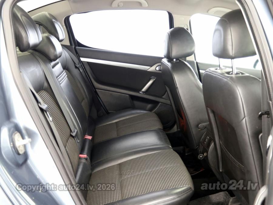 Pelēks Peugeot 407 2003 Tallina, ar dzinēja tilpumu 2.20 L un nobraukumu 203 tūkst. km par 999 €, foto 8 vietnē AUTOMOTO.COM.LV