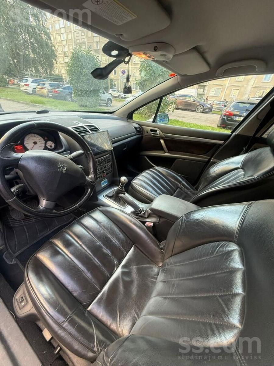Grey Peugeot 407 2004 in Riga, with an engine capacity of 2.00 L and mileage of 228 thousand km for 1000 €, photo 4 on AUTOMOTO.COM.LV