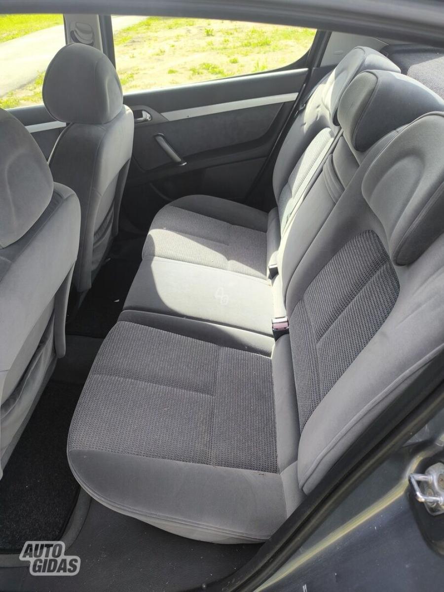 Pelēks Peugeot 407 2005 Kauņa, ar dzinēja tilpumu 2.00 L un nobraukumu 240 tūkst. km par 1200 €, foto 14 vietnē AUTOMOTO.COM.LV