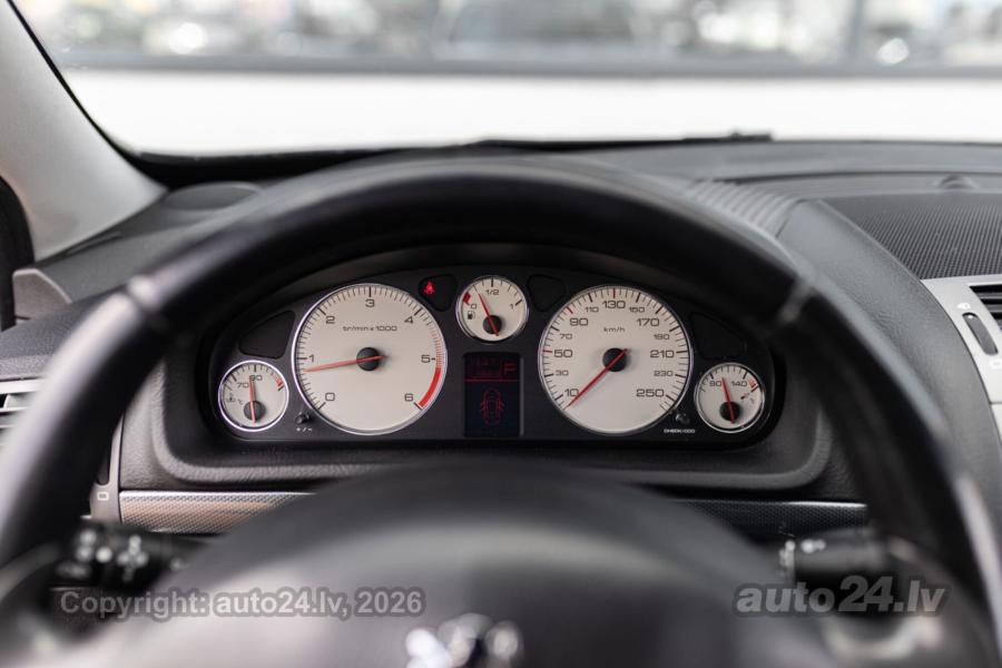 Pelēks Peugeot 407 2005 Tallina, ar dzinēja tilpumu 2.00 L un nobraukumu 186 tūkst. km par 1999 €, foto 18 vietnē AUTOMOTO.COM.LV