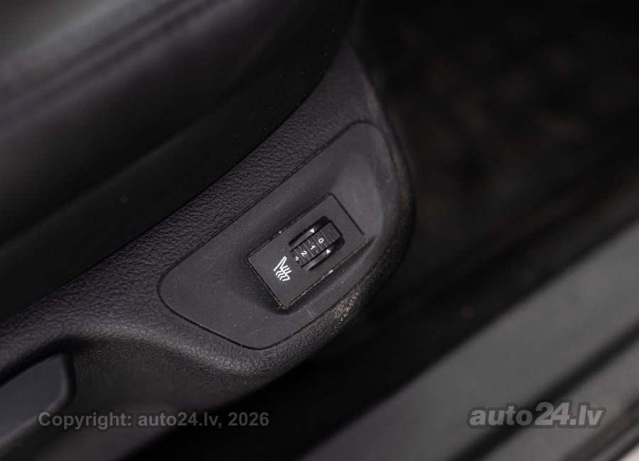 Pelēks Peugeot 407 2005 Tallina, ar dzinēja tilpumu 2.00 L un nobraukumu 186 tūkst. km par 1999 €, foto 21 vietnē AUTOMOTO.COM.LV