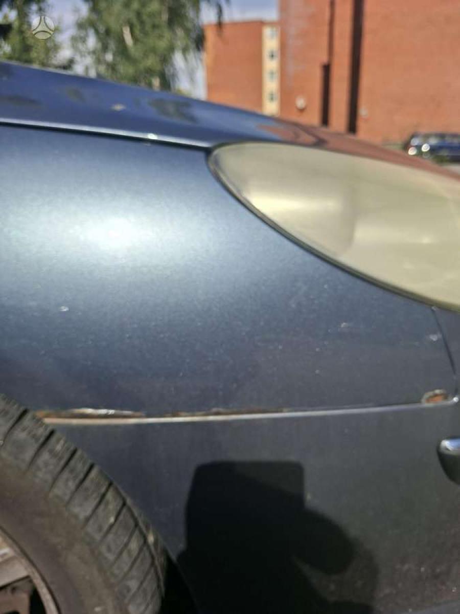 Pelēks Peugeot 407 2005 Panevēža, ar dzinēja tilpumu 2.00 L un nobraukumu 340 tūkst. km par 1000 €, foto 7 vietnē AUTOMOTO.COM.LV
