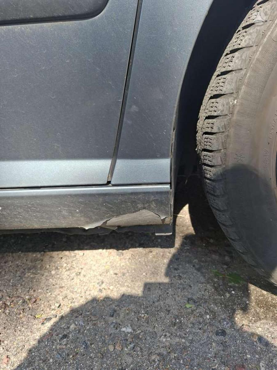 Pelēks Peugeot 407 2005 Panevēža, ar dzinēja tilpumu 2.00 L un nobraukumu 340 tūkst. km par 1000 €, foto 8 vietnē AUTOMOTO.COM.LV