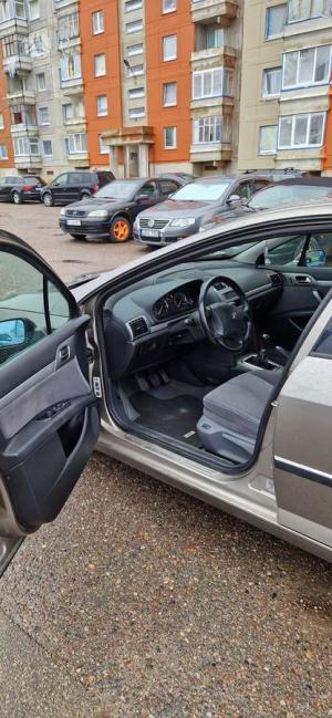 Pelēks Peugeot 407 2005 Klaipėda, ar dzinēja tilpumu 1.75 L un nobraukumu 180 tūkst. km par 580 €, foto 6 vietnē AUTOMOTO.COM.LV