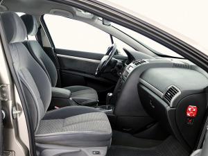 Pelēks Peugeot 407 2005 Tallina, ar dzinēja tilpumu 2.00 L un nobraukumu 139 tūkst. km par 1399 €, foto 7 vietnē AUTOMOTO.COM.LV