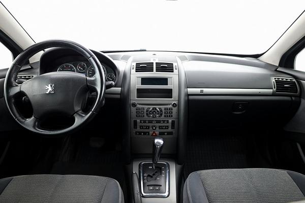 Серый Пежо 407 2005 в Таллин, объемом двигателя 2.00 л и пробегом 139 тыс. км за 1399 €, фото 6 на AUTOMOTO.COM.LV