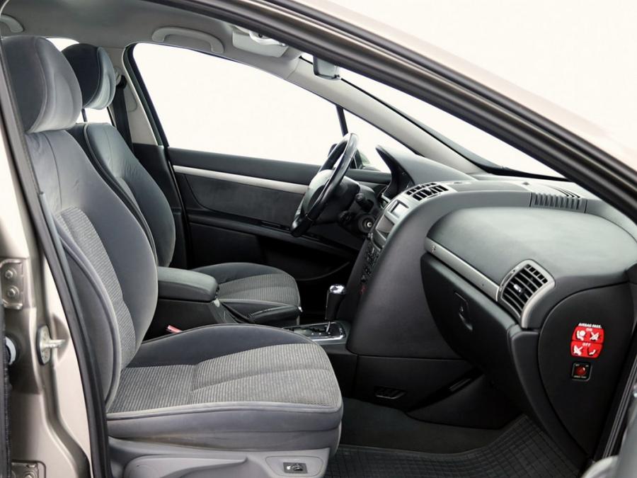 Grey Peugeot 407 2005 in Tallinn, with an engine capacity of 2.00 L and mileage of 139 thousand km for 1399 €, photo 14 on AUTOMOTO.COM.LV