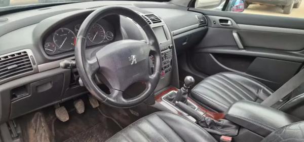 Grey Peugeot 407 2006 in Valmiera, with an engine capacity of 2.00 L and mileage of 279 thousand km for 1680 €, photo 9 on AUTOMOTO.COM.LV
