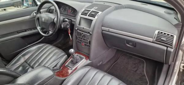 Grey Peugeot 407 2006 in Valmiera, with an engine capacity of 2.00 L and mileage of 279 thousand km for 1680 €, photo 10 on AUTOMOTO.COM.LV