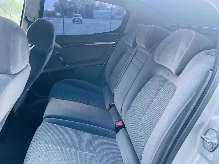 Pelēks Peugeot 407 2006 Kauņa, ar dzinēja tilpumu 0.00 L un nobraukumu 270 tūkst. km par 1299 €, foto 10 vietnē AUTOMOTO.COM.LV