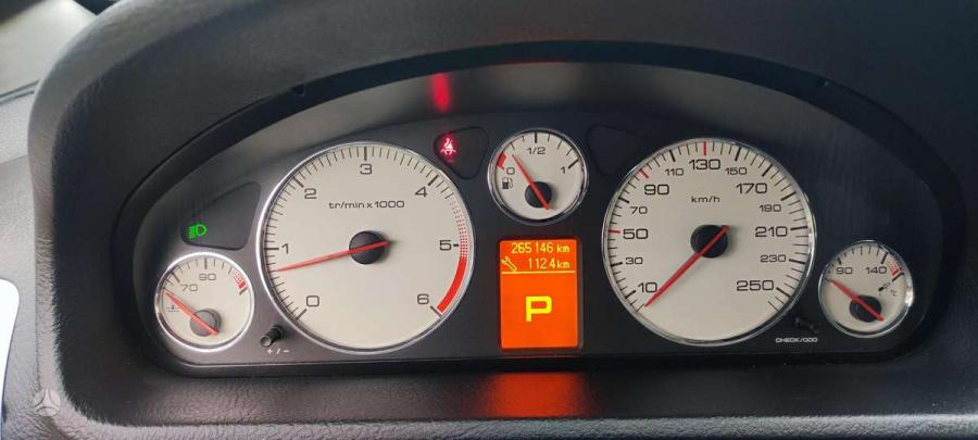 Pelēks Peugeot 407 2007 Šauļi, ar dzinēja tilpumu 2.72 L un nobraukumu 265 tūkst. km par 1450 €, foto 19 vietnē AUTOMOTO.COM.LV