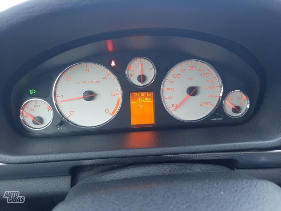 Pelēks Peugeot 407 2008 Panevēža, ar dzinēja tilpumu 2.00 L un nobraukumu 237 tūkst. km par 1950 €, foto 13 vietnē AUTOMOTO.COM.LV