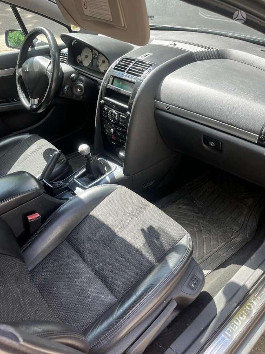 Grey Peugeot 407 2008 in Vilnius, with an engine capacity of 2.18 L and mileage of 261 thousand km for 950 €, photo 11 on AUTOMOTO.COM.LV