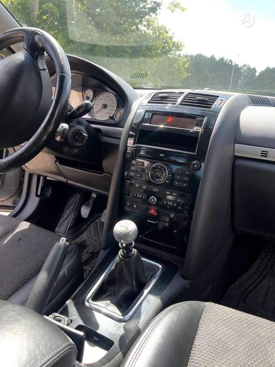 Grey Peugeot 407 2008 in Vilnius, with an engine capacity of 2.18 L and mileage of 261 thousand km for 950 €, photo 14 on AUTOMOTO.COM.LV