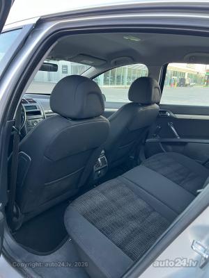 Grey Peugeot 407 2010 in Narva, with an engine capacity of 2.00 L and mileage of 249 thousand km for 1499 €, photo 12 on AUTOMOTO.COM.LV