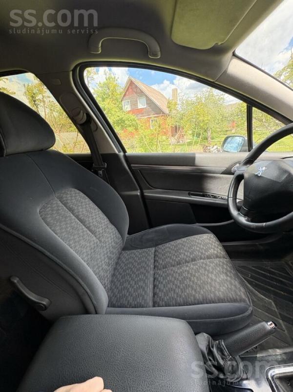 Pelēks Peugeot 407 2011 Rīga, ar dzinēja tilpumu 1.60 L un nobraukumu 283 tūkst. km par 1500 €, foto 9 vietnē AUTOMOTO.COM.LV