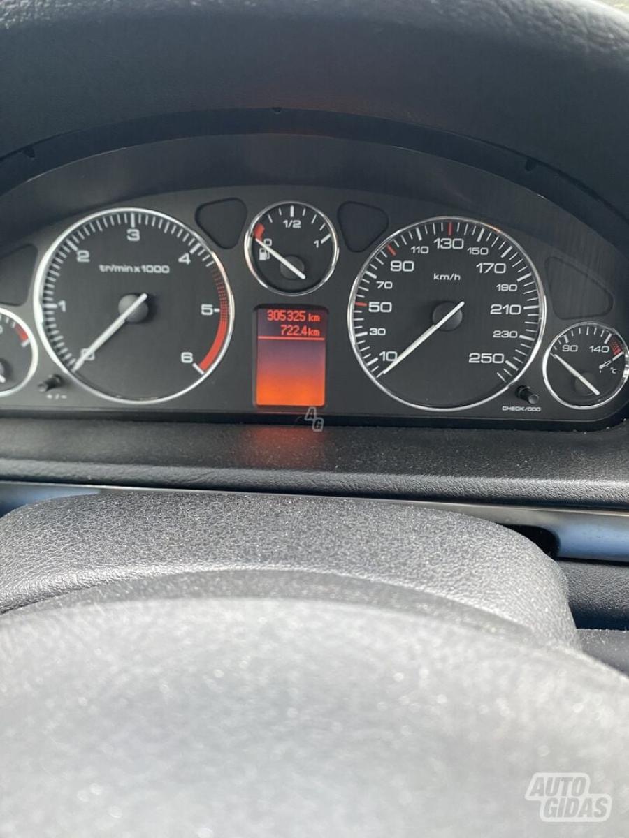 Pelēks Peugeot 407 2011 Kauņa, ar dzinēja tilpumu 1.60 L un nobraukumu 305 tūkst. km par 1500 €, foto 8 vietnē AUTOMOTO.COM.LV