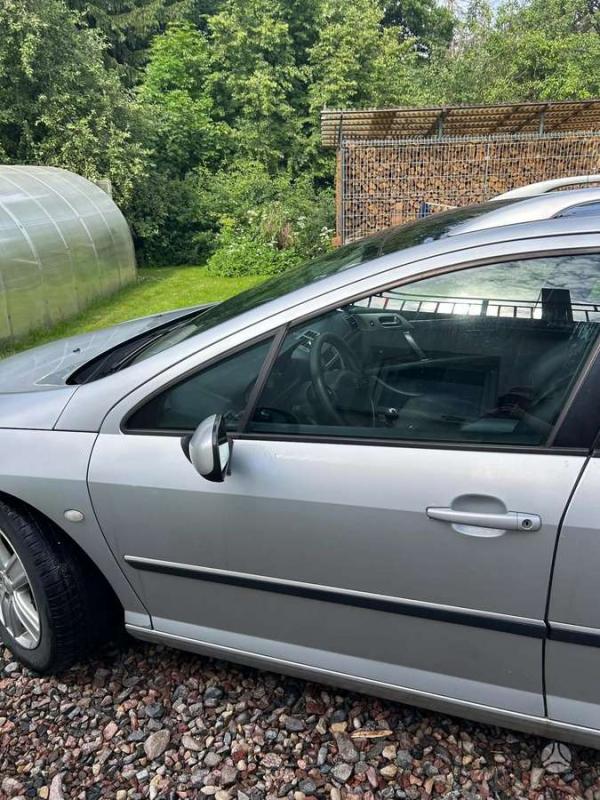 Pelēks Peugeot 407 2004 Viļņa, ar dzinēja tilpumu 2.00 L un nobraukumu 300 tūkst. km par 900 €, foto 6 vietnē AUTOMOTO.COM.LV