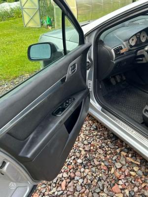 Grey Peugeot 407 2004 in Vilnius, with an engine capacity of 2.00 L and mileage of 300 thousand km for 900 €, photo 10 on AUTOMOTO.COM.LV