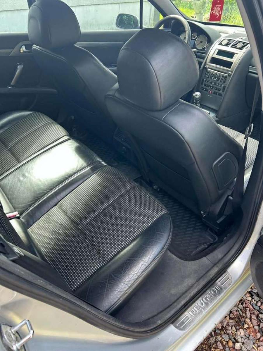 Grey Peugeot 407 2004 in Vilnius, with an engine capacity of 2.00 L and mileage of 300 thousand km for 900 €, photo 15 on AUTOMOTO.COM.LV