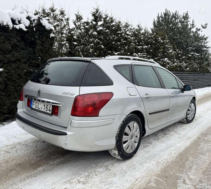 Pelēks Peugeot 407 2006 Viļņa, ar dzinēja tilpumu 2.00 L un nobraukumu 247 tūkst. km par 1000 €, foto 6 vietnē AUTOMOTO.COM.LV