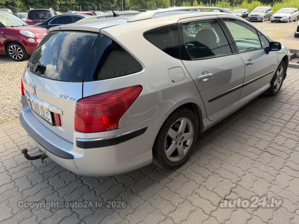 Pelēks Peugeot 407 2006 Veru, ar dzinēja tilpumu 2.00 L un nobraukumu 302 tūkst. km par 1200 €, foto 3 vietnē AUTOMOTO.COM.LV