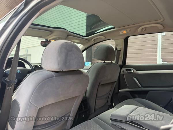Pelēks Peugeot 407 2006 Veru, ar dzinēja tilpumu 2.00 L un nobraukumu 302 tūkst. km par 1200 €, foto 8 vietnē AUTOMOTO.COM.LV