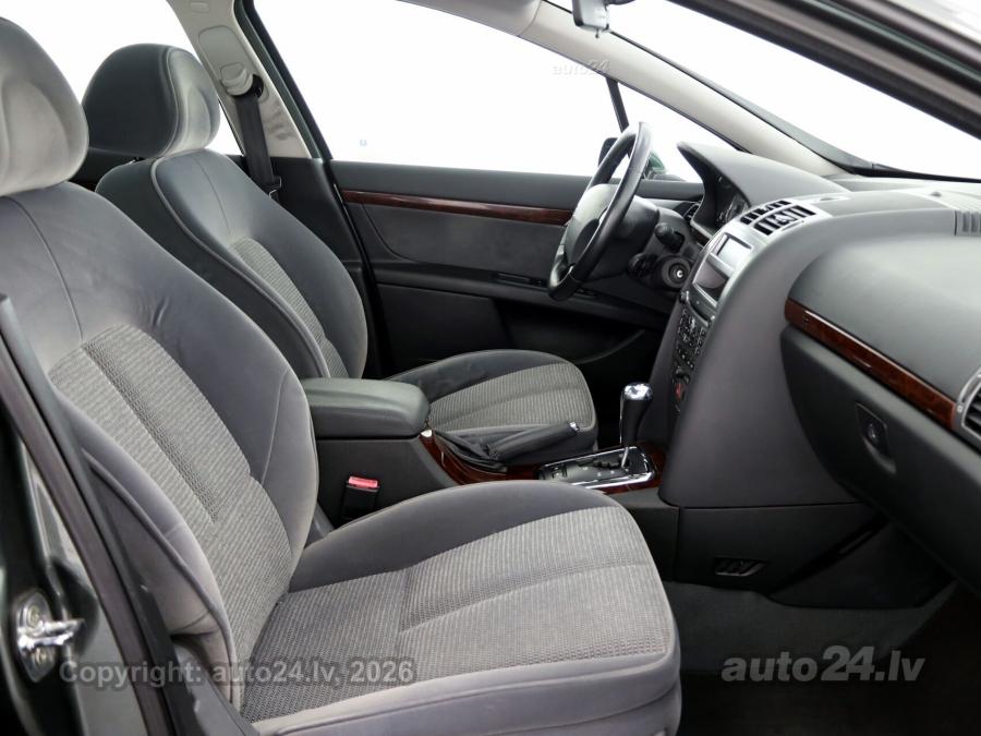 Серый Пежо 407 2006 в Таллин, объемом двигателя 2.00 л и пробегом 107 тыс. км за 2599 €, фото 7 на AUTOMOTO.COM.LV