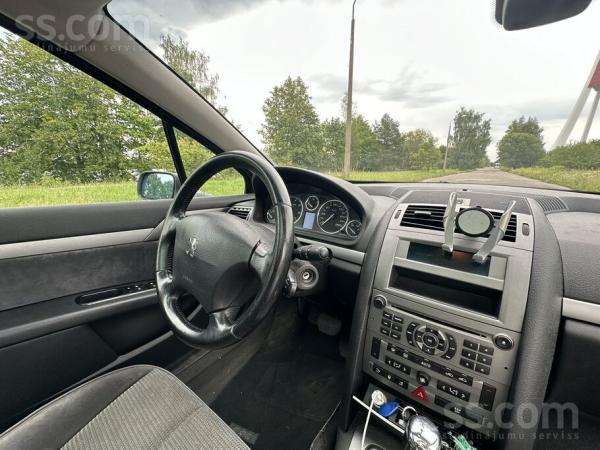 Grey Peugeot 407 2007 in Riga, with an engine capacity of 2.00 L and mileage of 240 thousand km for 1000 €, photo 2 on AUTOMOTO.COM.LV