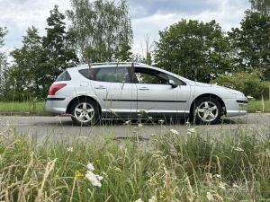 Grey Peugeot 407 2007 in Riga, with an engine capacity of 2.00 L and mileage of 240 thousand km for 1000 €, photo 6 on AUTOMOTO.COM.LV