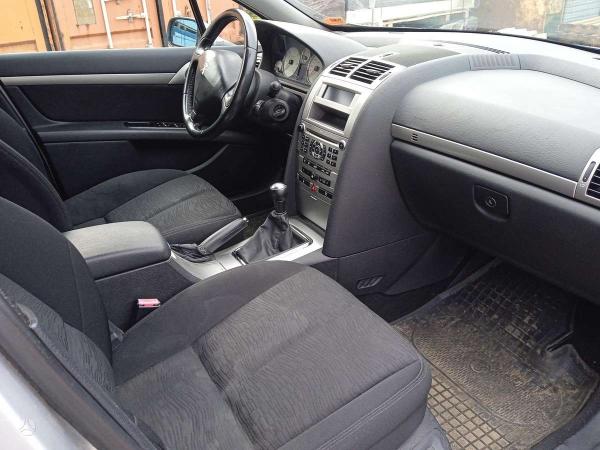 Pelēks Peugeot 407 2007 Viļņa, ar dzinēja tilpumu 1.56 L un nobraukumu 233 tūkst. km par 700 €, foto 6 vietnē AUTOMOTO.COM.LV