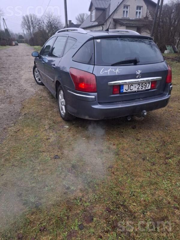 Grey Peugeot 407 2008 in Riga, with an engine capacity of 2.00 L and mileage of 375 thousand km for 1100 €, photo 3 on AUTOMOTO.COM.LV