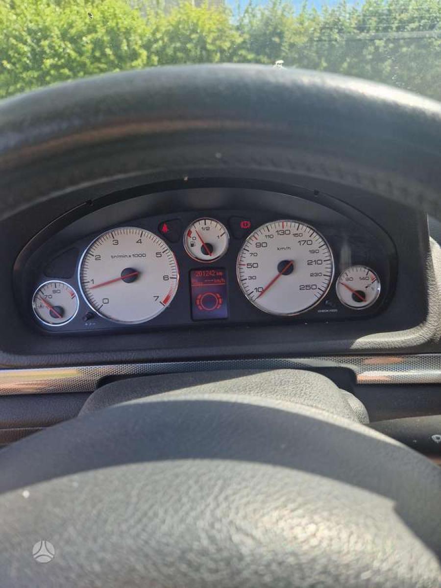 Pelēks Peugeot 407 2008 Kauņa, ar dzinēja tilpumu 2.00 L un nobraukumu 201 tūkst. km par 1000 €, foto 8 vietnē AUTOMOTO.COM.LV