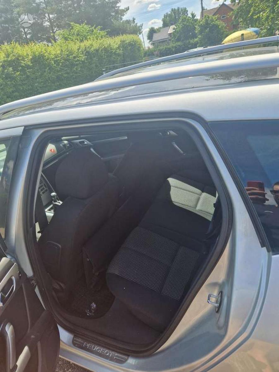 Pelēks Peugeot 407 2008 Kauņa, ar dzinēja tilpumu 2.00 L un nobraukumu 201 tūkst. km par 1000 €, foto 9 vietnē AUTOMOTO.COM.LV