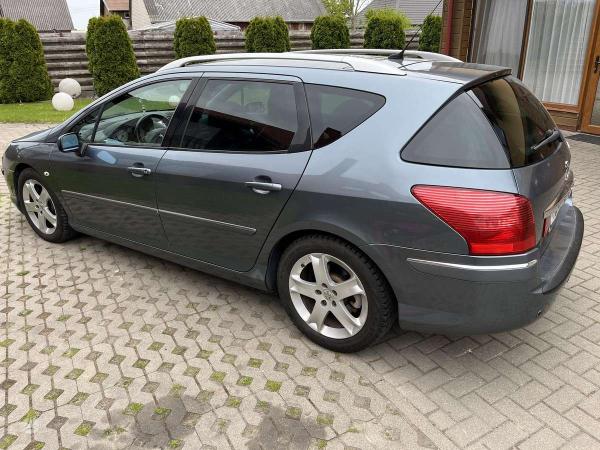 Grey Peugeot 407 2008 in Kretinga, with an engine capacity of 2.18 L and mileage of 395 thousand km for 2250 €, photo 2 on AUTOMOTO.COM.LV