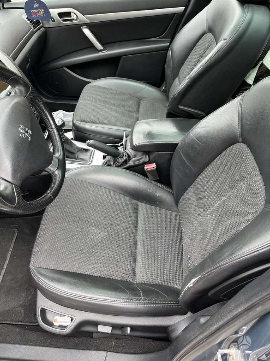 Grey Peugeot 407 2008 in Kretinga, with an engine capacity of 2.18 L and mileage of 395 thousand km for 2250 €, photo 4 on AUTOMOTO.COM.LV