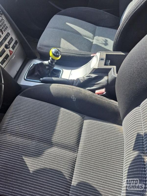 Peugeot 407 2008 in Radviliskis, with an engine capacity of 2.00 L and mileage of 324 thousand km for 850 €, photo 7 on AUTOMOTO.COM.LV