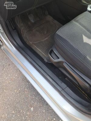 Peugeot 407 2008 in Radviliskis, with an engine capacity of 2.00 L and mileage of 324 thousand km for 850 €, photo 10 on AUTOMOTO.COM.LV