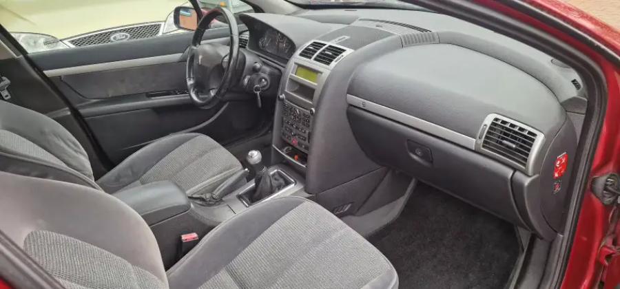 Красный Пежо 407 2005 в Валмиера, объемом двигателя 1.80 л и пробегом 277 тыс. км за 1300 €, фото 10 на AUTOMOTO.COM.LV