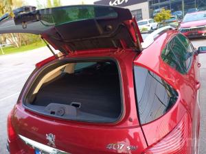 Red Peugeot 407 2005 in Riga, with an engine capacity of 2.00 L and mileage of 283 thousand km for 2400 €, photo 4 on AUTOMOTO.COM.LV