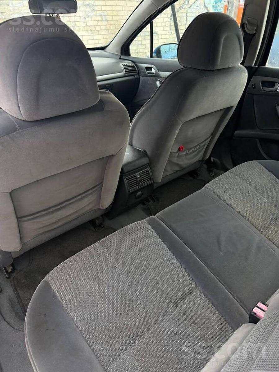 Пежо 407 2004 в Рига, объемом двигателя 2.00 л и пробегом 245 тыс. км за 1700 €, фото 11 на AUTOMOTO.COM.LV