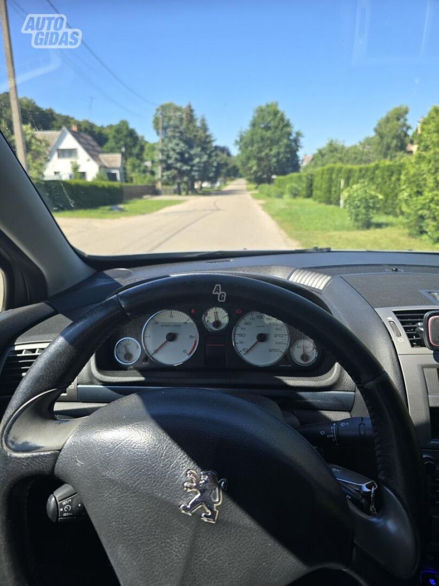 Peugeot 407 2005 Kauņa, ar dzinēja tilpumu 2.00 L un nobraukumu 260 tūkst. km par 900 €, foto 10 vietnē AUTOMOTO.COM.LV