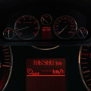 Peugeot 407 2006 Tallina, ar dzinēja tilpumu 2.00 L un nobraukumu 184 tūkst. km par 999 €, foto 16 vietnē AUTOMOTO.COM.LV