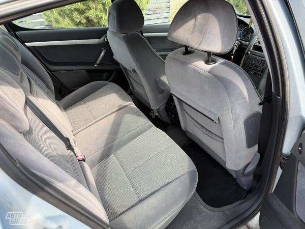 Peugeot 407 2007 Viļņa, ar dzinēja tilpumu 2.00 L un nobraukumu 259 tūkst. km par 890 €, foto 5 vietnē AUTOMOTO.COM.LV