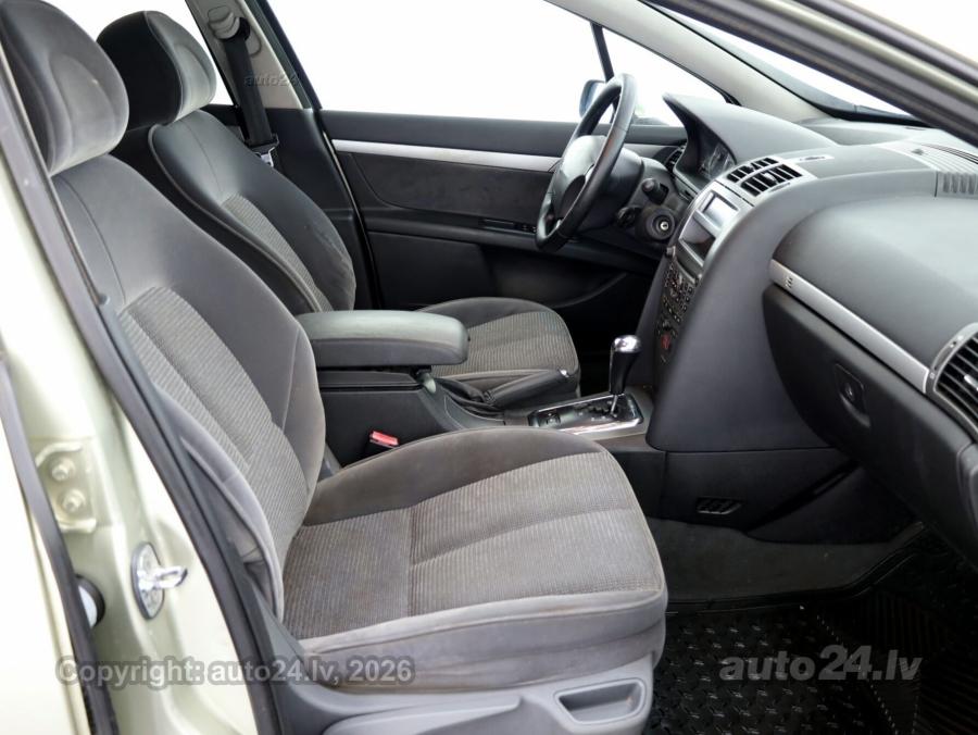 Peugeot 407 2006 Tallina, ar dzinēja tilpumu 2.00 L un nobraukumu 312 tūkst. km par 1399 €, foto 7 vietnē AUTOMOTO.COM.LV