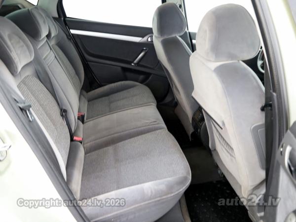 Пежо 407 2006 в Таллин, объемом двигателя 2.00 л и пробегом 312 тыс. км за 1399 €, фото 7 на AUTOMOTO.COM.LV