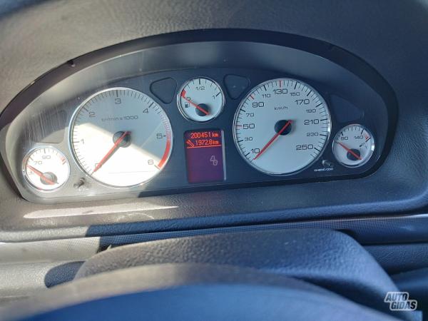 Peugeot 407 2007 Mažeikiai, ar dzinēja tilpumu 2.20 L un nobraukumu 200 tūkst. km par 1000 €, foto 6 vietnē AUTOMOTO.COM.LV