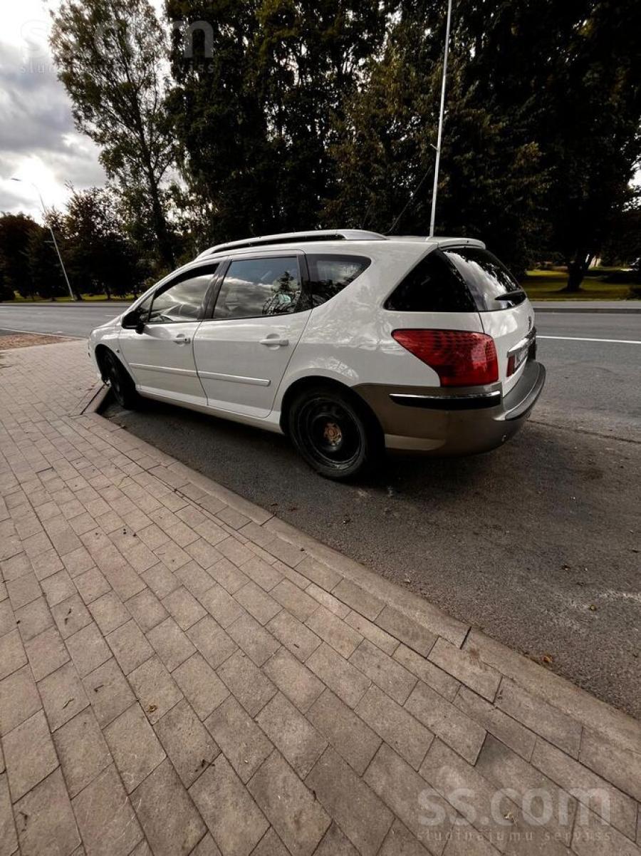 Balts Peugeot 407 2010 Ogre, ar dzinēja tilpumu 2.20 L un nobraukumu 0 tūkst. km par 1100 €, foto 4 vietnē AUTOMOTO.COM.LV