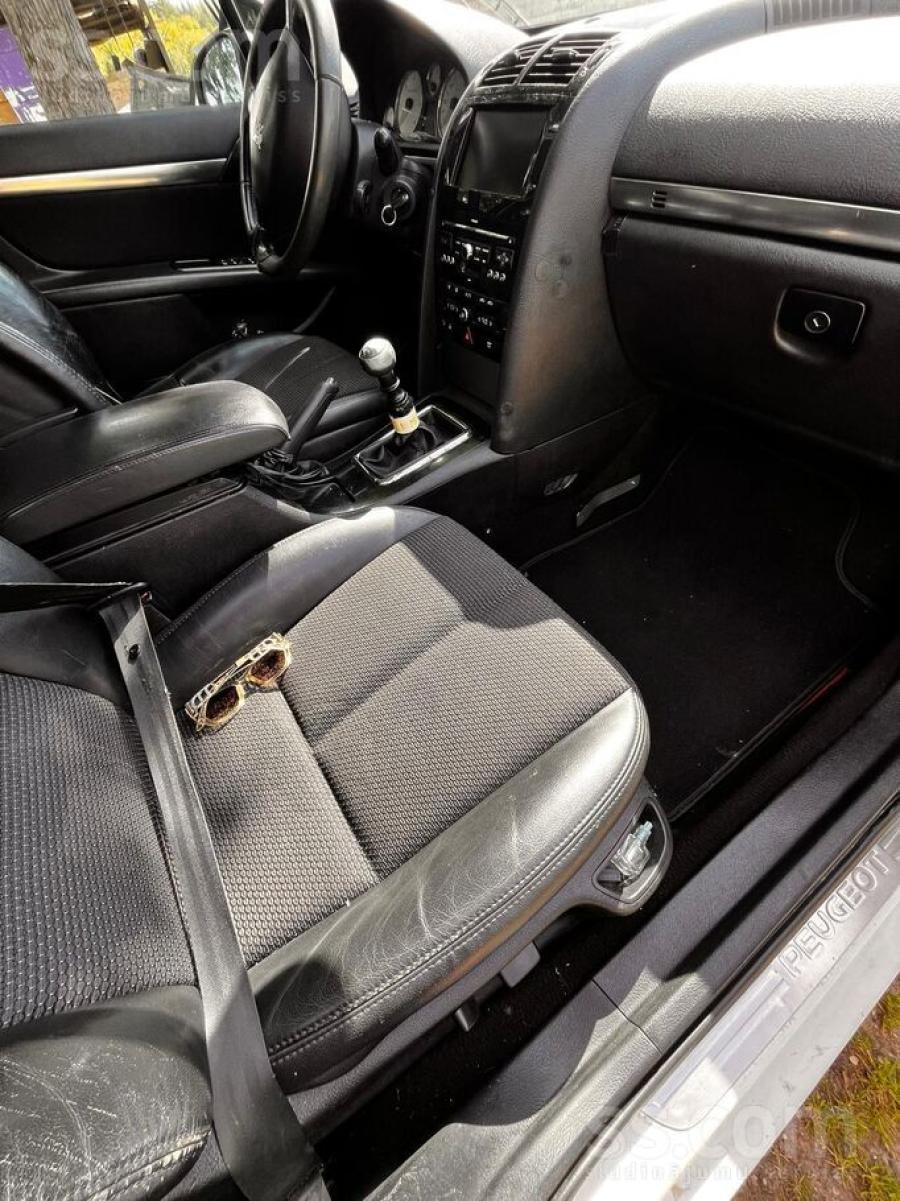 Balts Peugeot 407 2010 Ogre, ar dzinēja tilpumu 2.20 L un nobraukumu 0 tūkst. km par 1100 €, foto 6 vietnē AUTOMOTO.COM.LV